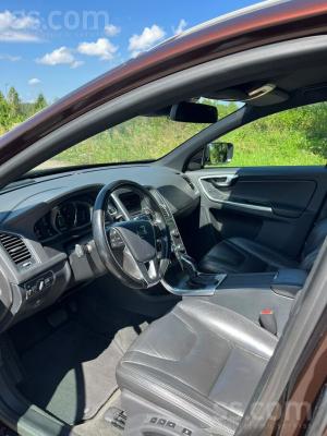 Brūns Volvo XC60 2013 Rīga, ar dzinēja tilpumu 2.40 L un nobraukumu 232 tūkst. km par 10900 €, foto 6 vietnē AUTOMOTO.COM.LV