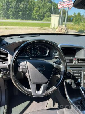 Brūns Volvo XC60 2013 Rīga, ar dzinēja tilpumu 2.40 L un nobraukumu 232 tūkst. km par 10900 €, foto 11 vietnē AUTOMOTO.COM.LV