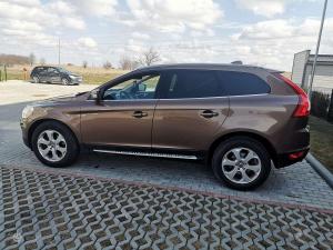 Brūns Volvo XC60 2013 Klaipėda, ar dzinēja tilpumu 3.20 L un nobraukumu 137 tūkst. km par 6500 €, foto 8 vietnē AUTOMOTO.COM.LV