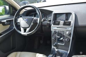 Brown Volvo XC60 2013 in Vilnius, with an engine capacity of 1.98 L and mileage of 249 thousand km for 10000 €, photo 12 on AUTOMOTO.COM.LV