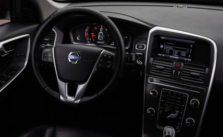 Коричневый Вольво ХС60 2013 в Елгава, объемом двигателя 2.40 л и пробегом 323 тыс. км за 10700 €, фото 13 на AUTOMOTO.COM.LV