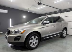Brown Volvo XC60 2013 in Utena, with an engine capacity of 2.40 L and mileage of 313 thousand km for 9950 €, photo  on AUTOMOTO.COM.LV