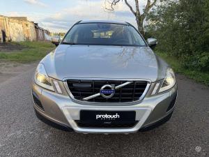 Brown Volvo XC60 2013 in Utena, with an engine capacity of 2.40 L and mileage of 313 thousand km for 9750 €, photo 46 on AUTOMOTO.COM.LV