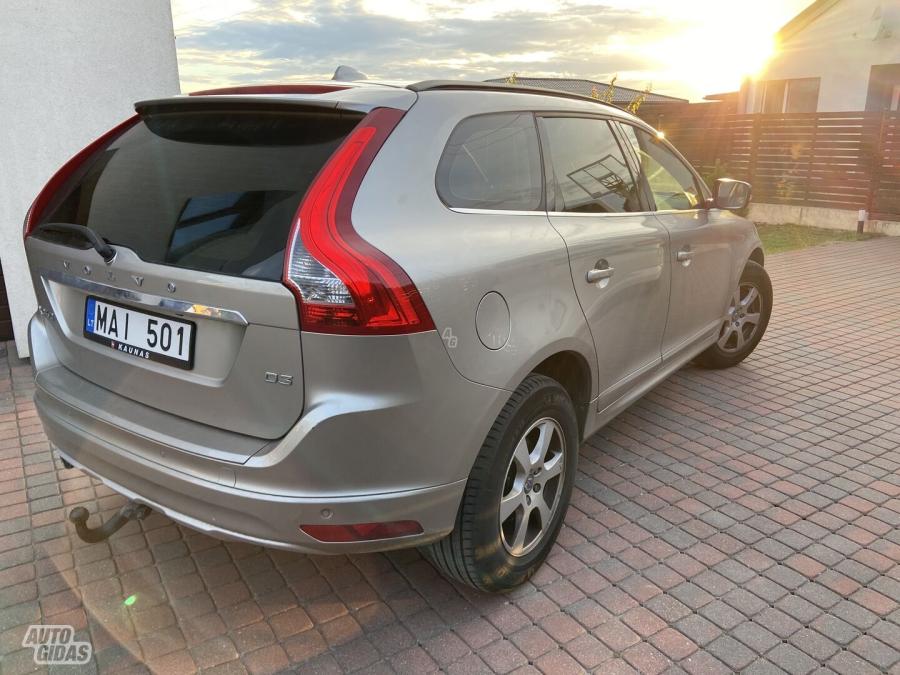 Brown Volvo XC60 2013 in Prienai, with an engine capacity of 2.00 L and mileage of 312 thousand km for 9000 €, photo 5 on AUTOMOTO.COM.LV