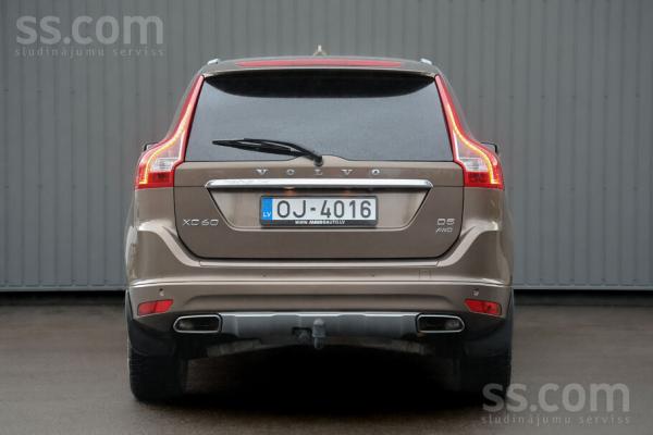 Brown Volvo XC60 2014 in Jelgava, with an engine capacity of 2.40 L and mileage of 0 thousand km for 14750 €, photo 7 on AUTOMOTO.COM.LV