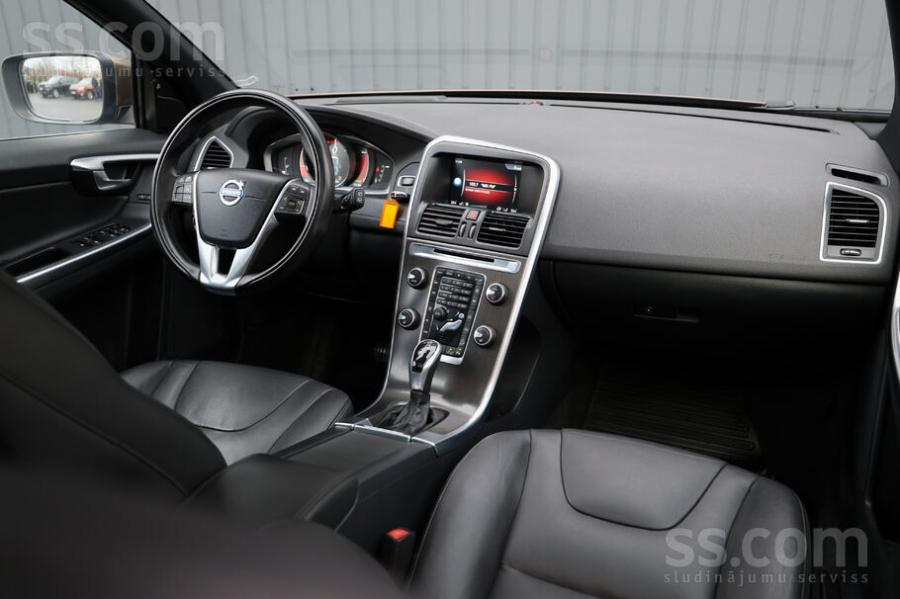 Brūns Volvo XC60 2014 Jelgava, ar dzinēja tilpumu 2.40 L un nobraukumu 0 tūkst. km par 14750 €, foto 15 vietnē AUTOMOTO.COM.LV