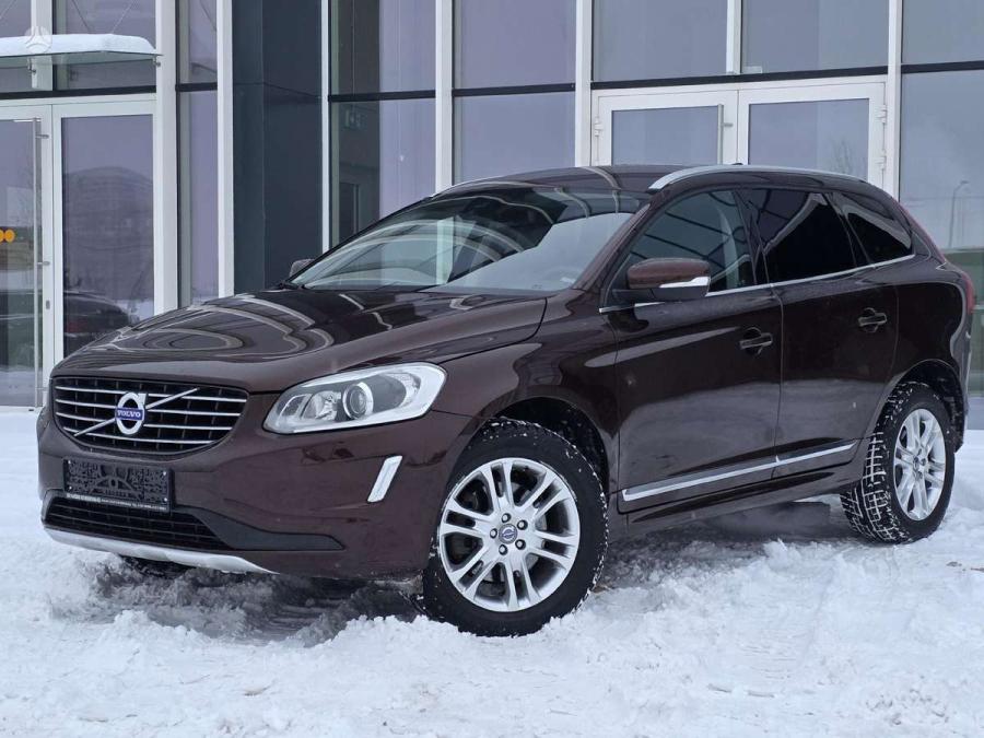 Brown Volvo XC60 2014 in Vilnius, with an engine capacity of 2.40 L and mileage of 275 thousand km for 14450 €, photo 3 on AUTOMOTO.COM.LV