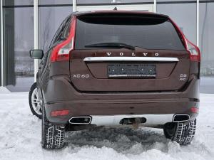 Brown Volvo XC60 2014 in Vilnius, with an engine capacity of 2.40 L and mileage of 275 thousand km for 14450 €, photo 6 on AUTOMOTO.COM.LV