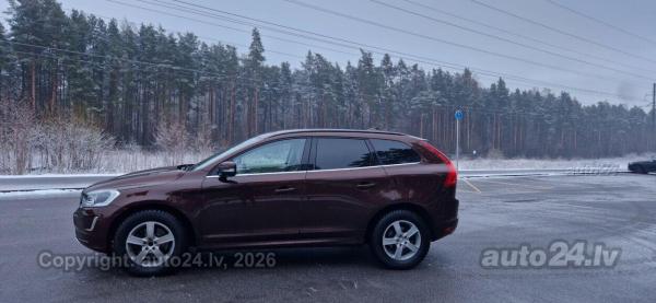 Brown Volvo XC60 2014 in Tallinn, with an engine capacity of 2.40 L and mileage of 250 thousand km for 12900 €, photo 4 on AUTOMOTO.COM.LV
