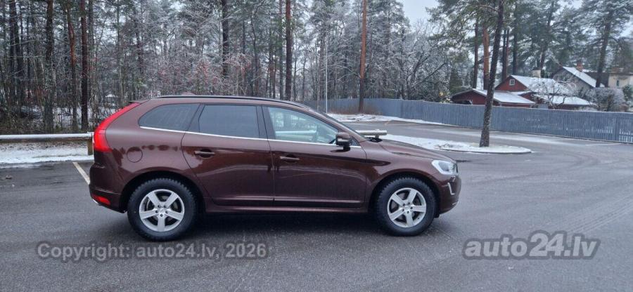 Brown Volvo XC60 2014 in Tallinn, with an engine capacity of 2.40 L and mileage of 250 thousand km for 12900 €, photo 7 on AUTOMOTO.COM.LV