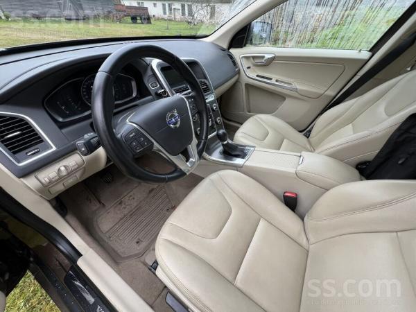 Brūns Volvo XC60 2014 Rīga, ar dzinēja tilpumu 2.40 L un nobraukumu 117 tūkst. km par 15400 €, foto 7 vietnē AUTOMOTO.COM.LV