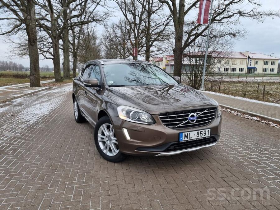 Brown Volvo XC60 2014 in Valmiera, with an engine capacity of 2.40 L and mileage of 274 thousand km for 13950 €, photo 1 on AUTOMOTO.COM.LV