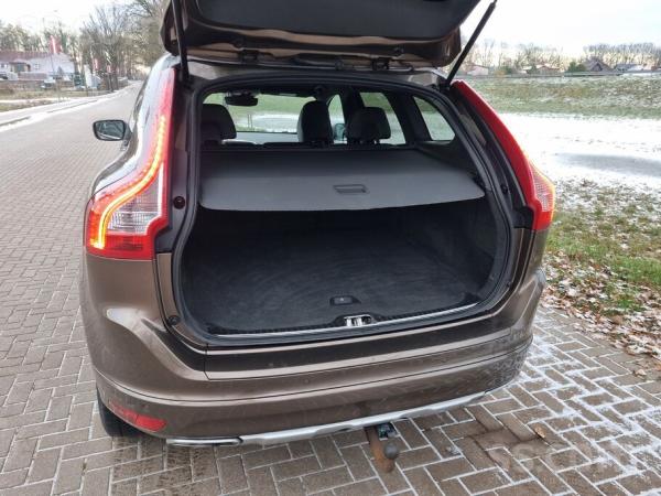 Brūns Volvo XC60 2014 Valmiera, ar dzinēja tilpumu 2.40 L un nobraukumu 274 tūkst. km par 13950 €, foto 7 vietnē AUTOMOTO.COM.LV