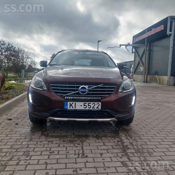 Brown Volvo XC60 2014 in Saldus, with an engine capacity of 2.40 L and mileage of 345 thousand km for 11700 €, photo 1 on AUTOMOTO.COM.LV