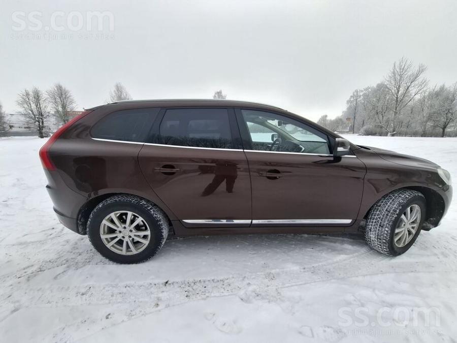 Brūns Volvo XC60 2014 Saldus, ar dzinēja tilpumu 2.40 L un nobraukumu 345 tūkst. km par 11700 €, foto 3 vietnē AUTOMOTO.COM.LV