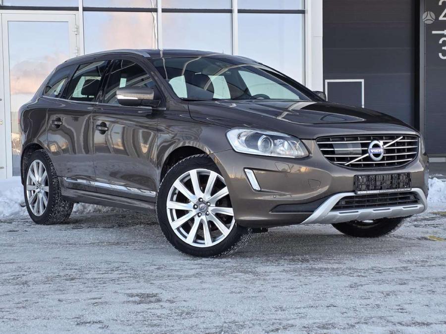 Brūns Volvo XC60 2014 Viļņa, ar dzinēja tilpumu 2.40 L un nobraukumu 222 tūkst. km par 15400 €, foto 1 vietnē AUTOMOTO.COM.LV