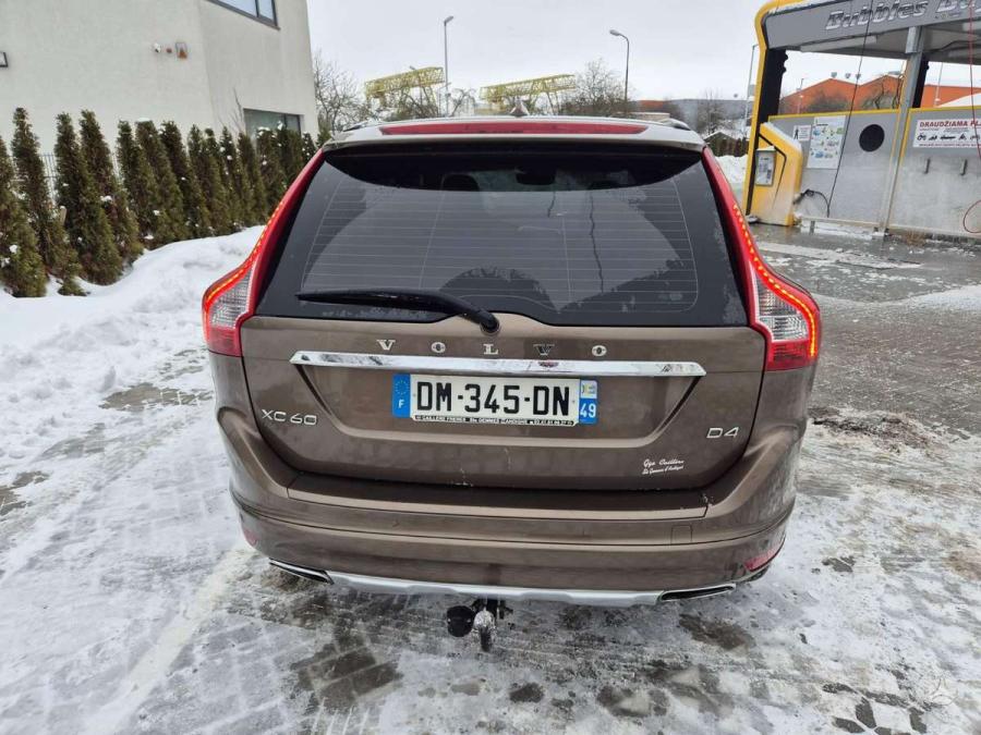Brown Volvo XC60 2014 in Kaunas, with an engine capacity of 1.97 L and mileage of 270 thousand km for 10900 €, photo 7 on AUTOMOTO.COM.LV