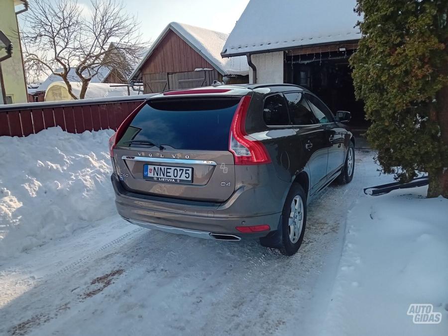 Brown Volvo XC60 2014 in Vilnius, with an engine capacity of 2.00 L and mileage of 294 thousand km for 12800 €, photo 3 on AUTOMOTO.COM.LV