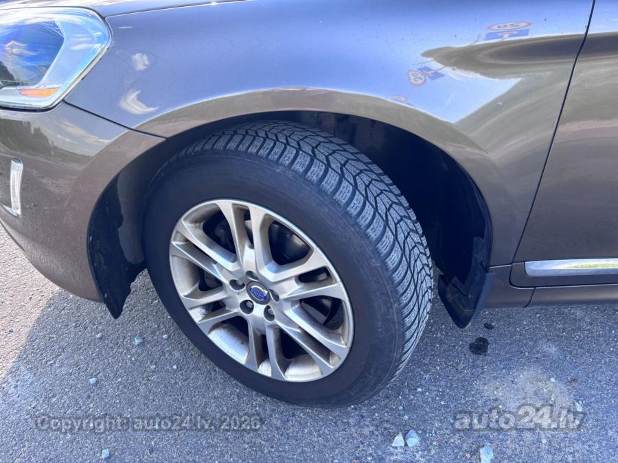 Brūns Volvo XC60 2014 Tallina, ar dzinēja tilpumu 2.40 L un nobraukumu 183 tūkst. km par 13600 €, foto 7 vietnē AUTOMOTO.COM.LV