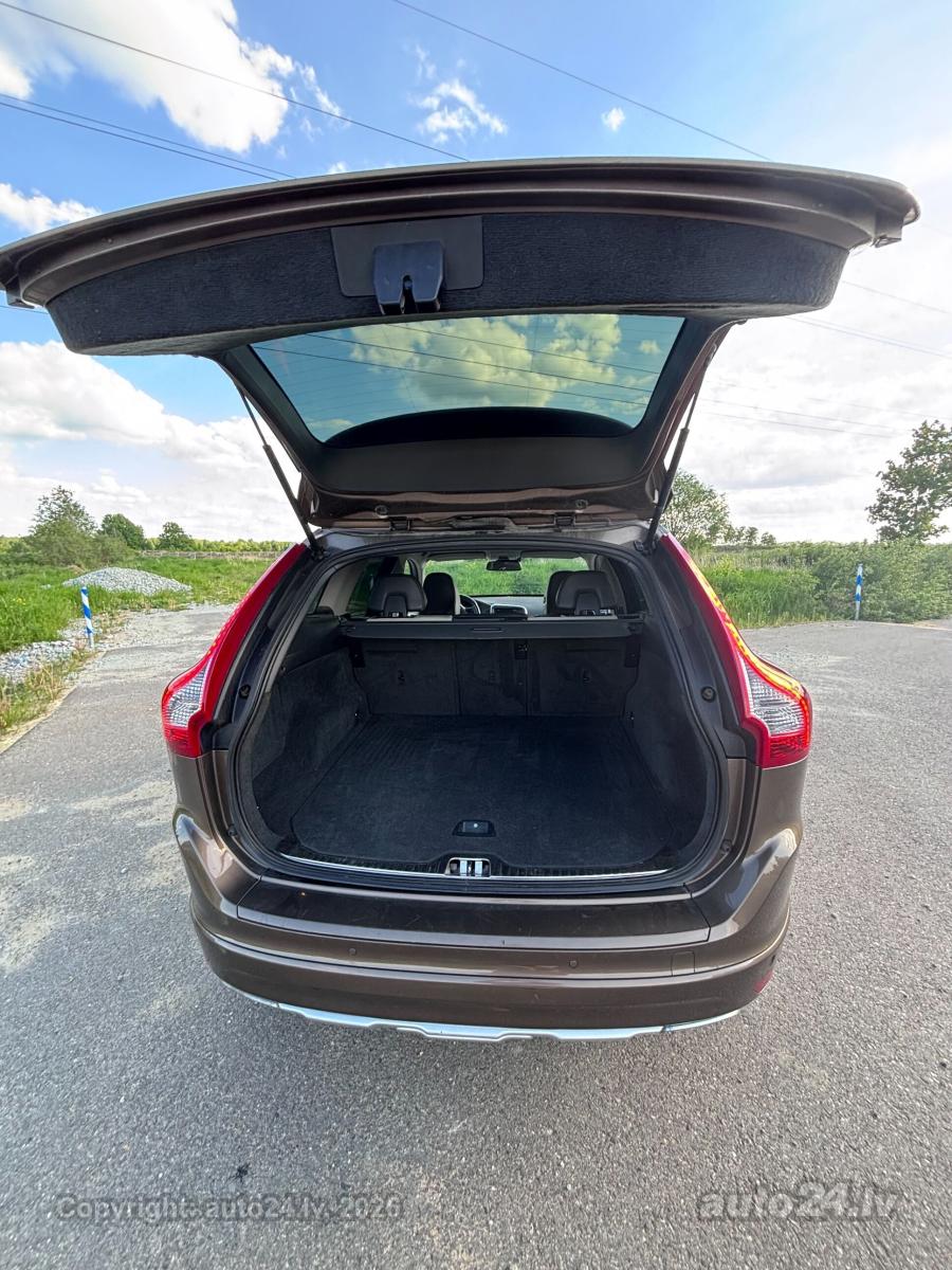 Brūns Volvo XC60 2014 Tallina, ar dzinēja tilpumu 2.40 L un nobraukumu 183 tūkst. km par 13600 €, foto 9 vietnē AUTOMOTO.COM.LV