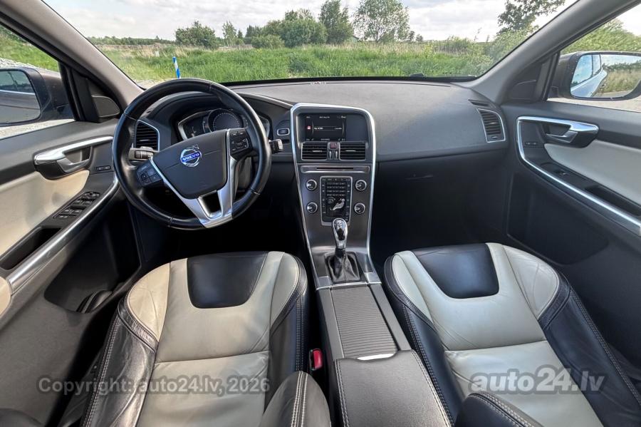 Brūns Volvo XC60 2014 Tallina, ar dzinēja tilpumu 2.40 L un nobraukumu 183 tūkst. km par 13600 €, foto 13 vietnē AUTOMOTO.COM.LV