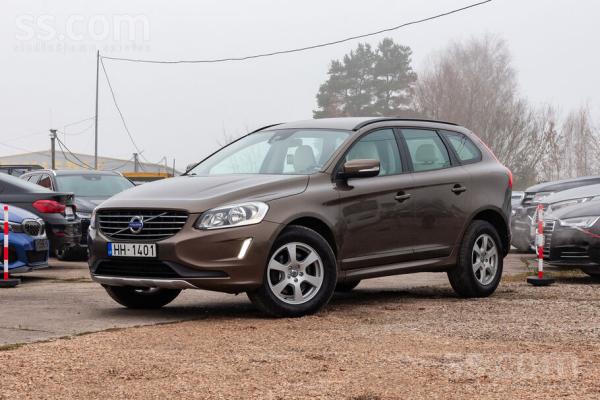 Brown Volvo XC60 2014 in Riga, with an engine capacity of 2.40 L and mileage of 298 thousand km for 10495 €, photo 3 on AUTOMOTO.COM.LV