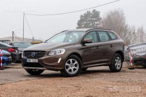 Brūns Volvo XC60 2014 Rīga, ar dzinēja tilpumu 2.40 L un nobraukumu 298 tūkst. km par 10495 €, foto 4 vietnē AUTOMOTO.COM.LV