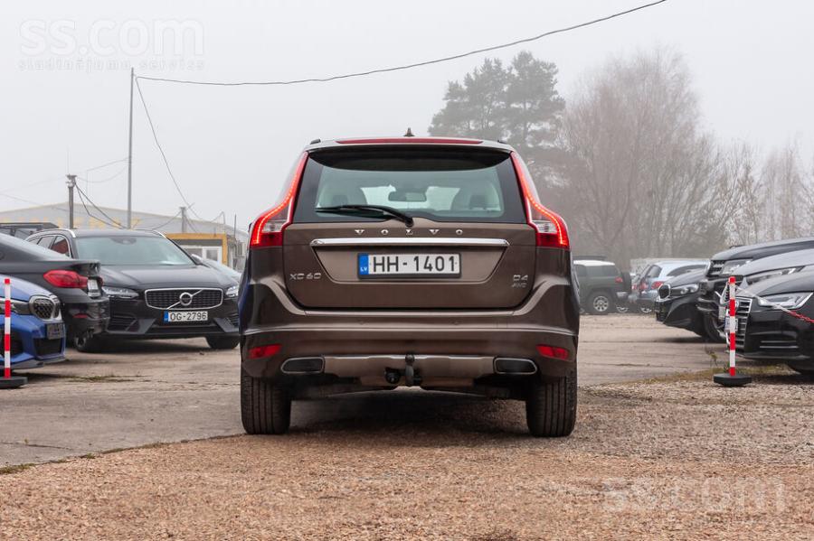 Brūns Volvo XC60 2014 Rīga, ar dzinēja tilpumu 2.40 L un nobraukumu 298 tūkst. km par 10495 €, foto 6 vietnē AUTOMOTO.COM.LV