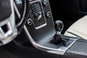 Brūns Volvo XC60 2014 Rīga, ar dzinēja tilpumu 2.40 L un nobraukumu 298 tūkst. km par 10495 €, foto 15 vietnē AUTOMOTO.COM.LV