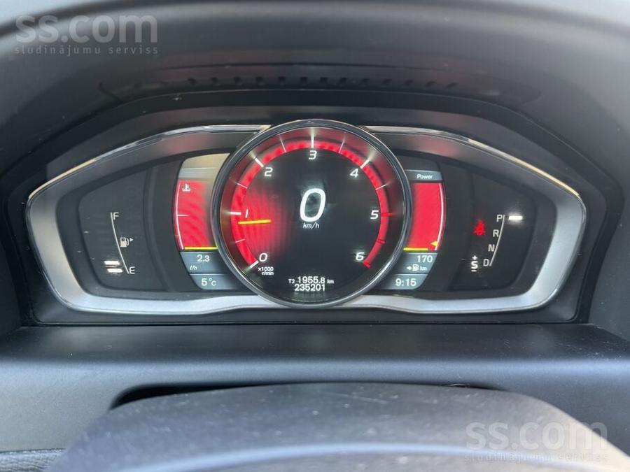 Коричневый Вольво ХС60 2014 в Рига, объемом двигателя 2.40 л и пробегом 235 тыс. км за 11950 €, фото 18 на AUTOMOTO.COM.LV