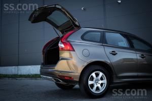 Brown Volvo XC60 2014 in Riga, with an engine capacity of 2.40 L and mileage of 330 thousand km for 10990 €, photo 12 on AUTOMOTO.COM.LV