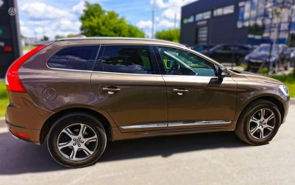 Brūns Volvo XC60 2014 Kauņa, ar dzinēja tilpumu 1.97 L un nobraukumu 270 tūkst. km par 10700 €, foto 4 vietnē AUTOMOTO.COM.LV