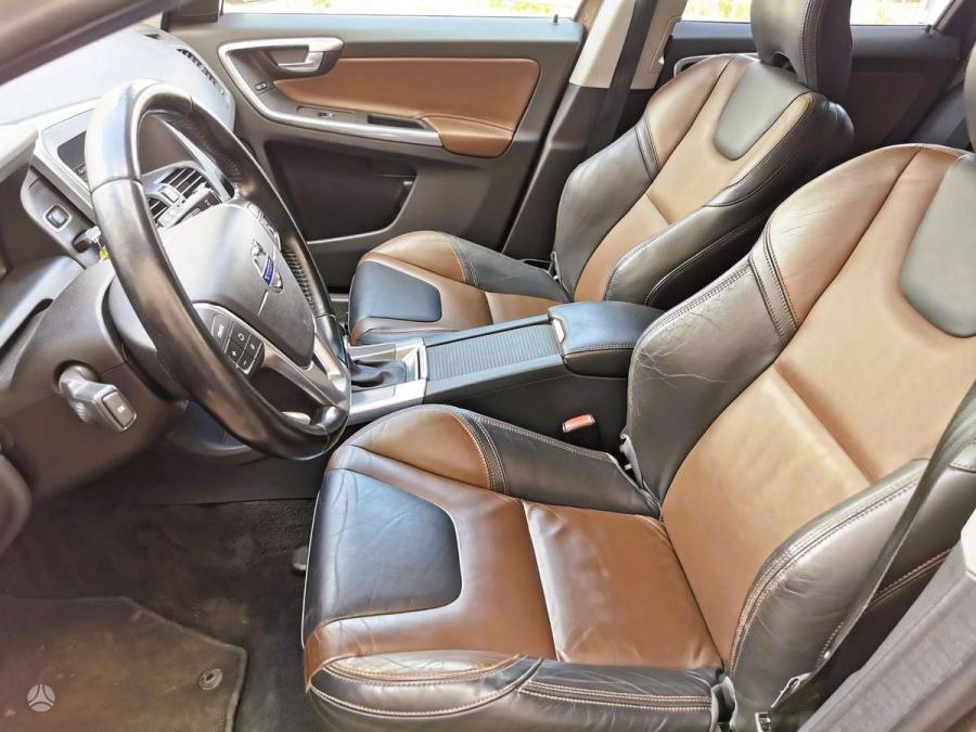 Brūns Volvo XC60 2014 Kauņa, ar dzinēja tilpumu 1.97 L un nobraukumu 270 tūkst. km par 10700 €, foto 15 vietnē AUTOMOTO.COM.LV