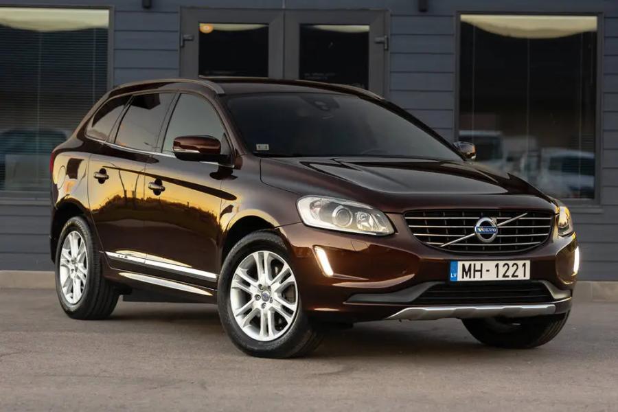 Brūns Volvo XC60 2014 Jelgava, ar dzinēja tilpumu 2.00 L un nobraukumu 190 tūkst. km par 13450 €, foto 1 vietnē AUTOMOTO.COM.LV