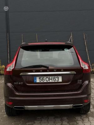 Brown Volvo XC60 2014 in Vilnius, with an engine capacity of 2.40 L and mileage of 287 thousand km for 11500 €, photo 7 on AUTOMOTO.COM.LV