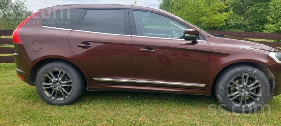 Brūns Volvo XC60 2014 Saldus, ar dzinēja tilpumu 2.40 L un nobraukumu 0 tūkst. km par 10500 €, foto 5 vietnē AUTOMOTO.COM.LV