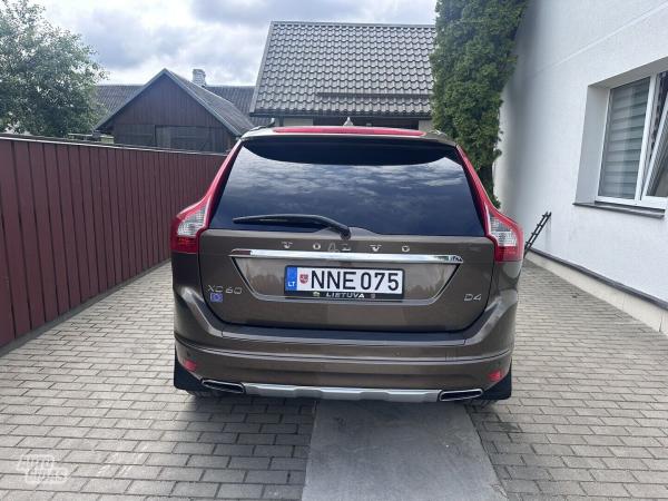 Brūns Volvo XC60 2014 Viļņa, ar dzinēja tilpumu 2.00 L un nobraukumu 295 tūkst. km par 12500 €, foto 4 vietnē AUTOMOTO.COM.LV