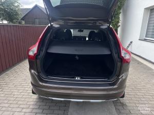 Brown Volvo XC60 2014 in Vilnius, with an engine capacity of 2.00 L and mileage of 295 thousand km for 12500 €, photo 6 on AUTOMOTO.COM.LV