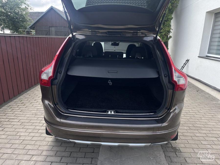 Brown Volvo XC60 2014 in Vilnius, with an engine capacity of 2.00 L and mileage of 295 thousand km for 12500 €, photo 6 on AUTOMOTO.COM.LV