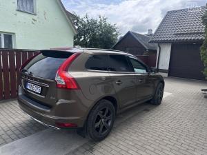 Brown Volvo XC60 2014 in Vilnius, with an engine capacity of 2.00 L and mileage of 295 thousand km for 12500 €, photo 7 on AUTOMOTO.COM.LV
