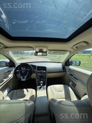 Brown Volvo XC60 2014 in Riga, with an engine capacity of 2.00 L and mileage of 247 thousand km for 12400 €, photo 10 on AUTOMOTO.COM.LV