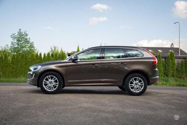 Brūns Volvo XC60 2014 Elektrėnai, ar dzinēja tilpumu 1.98 L un nobraukumu 181 tūkst. km par 12850 €, foto 4 vietnē AUTOMOTO.COM.LV