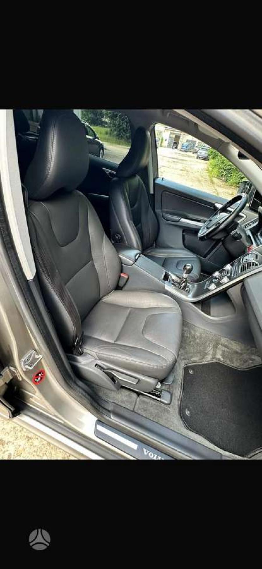 Brūns Volvo XC60 2014 Šauļi, ar dzinēja tilpumu 1.98 L un nobraukumu 230 tūkst. km par 10150 €, foto 19 vietnē AUTOMOTO.COM.LV