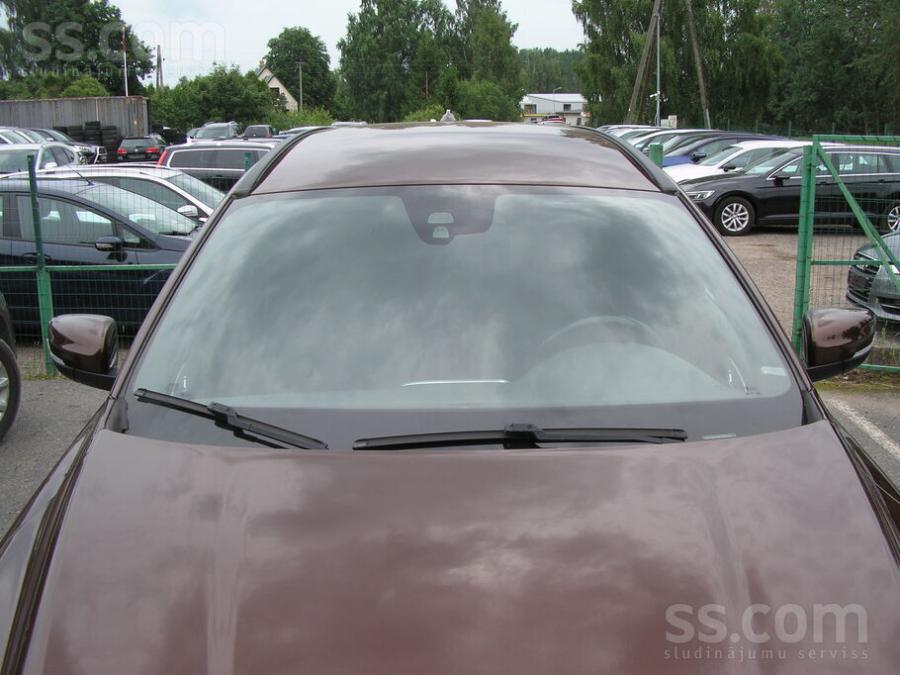 Brown Volvo XC60 2014 in Riga, with an engine capacity of 2.40 L and mileage of 0 thousand km for 14950 €, photo 13 on AUTOMOTO.COM.LV