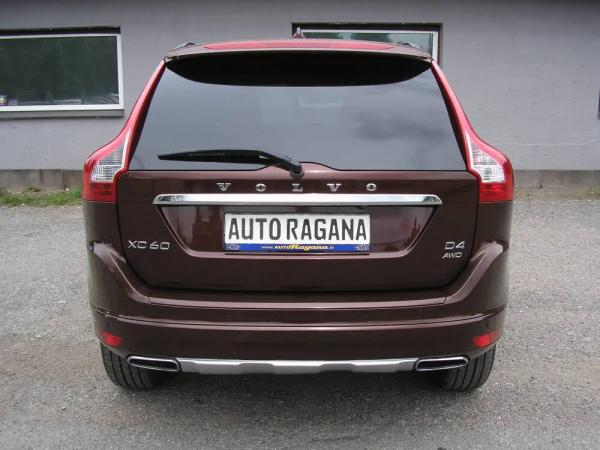 Brūns Volvo XC60 2014 Sigulda, ar dzinēja tilpumu 2.40 L un nobraukumu 140 tūkst. km par 14950 €, foto 6 vietnē AUTOMOTO.COM.LV