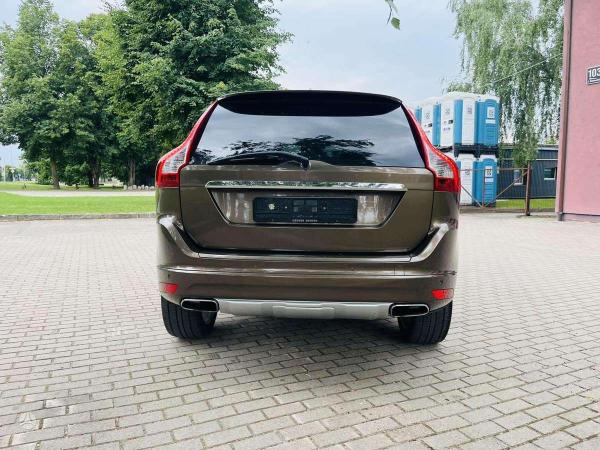 Brūns Volvo XC60 2014 Šauļi, ar dzinēja tilpumu 2.40 L un nobraukumu 169 tūkst. km par 15500 €, foto 4 vietnē AUTOMOTO.COM.LV