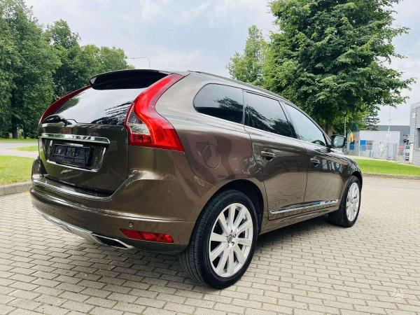 Brūns Volvo XC60 2014 Šauļi, ar dzinēja tilpumu 2.40 L un nobraukumu 169 tūkst. km par 15500 €, foto 5 vietnē AUTOMOTO.COM.LV