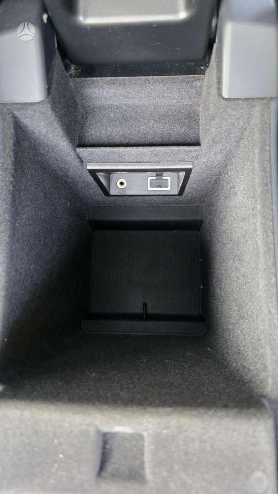 Brūns Volvo XC60 2014 Šauļi, ar dzinēja tilpumu 2.40 L un nobraukumu 255 tūkst. km par 12650 €, foto 31 vietnē AUTOMOTO.COM.LV