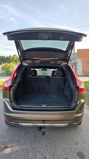 Brūns Volvo XC60 2014 Šauļi, ar dzinēja tilpumu 2.40 L un nobraukumu 255 tūkst. km par 12650 €, foto 40 vietnē AUTOMOTO.COM.LV