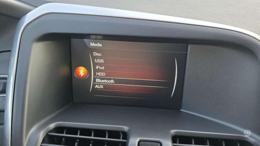 Brūns Volvo XC60 2014 Šauļi, ar dzinēja tilpumu 2.40 L un nobraukumu 255 tūkst. km par 12650 €, foto 48 vietnē AUTOMOTO.COM.LV